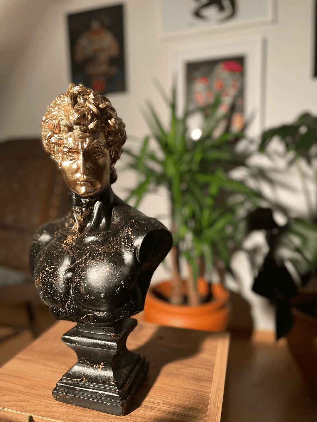 Black and Gold David Bust Statue